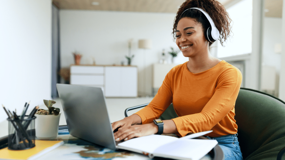 11 Closed Captioning Jobs To Make Money Online In 2023