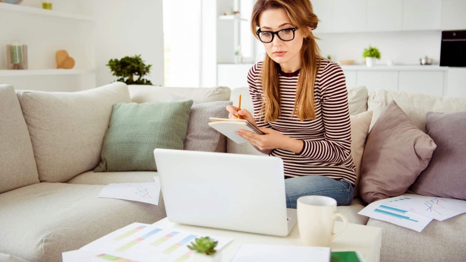 9 Simple Passive Income Ideas To Make $1,000/month